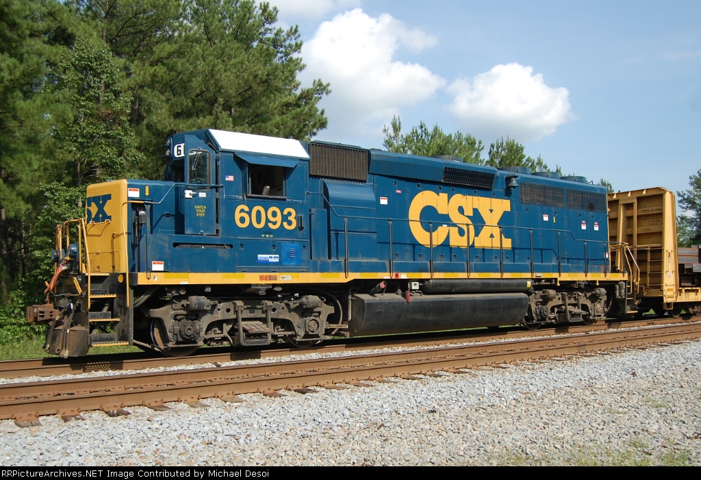 CSX GP-40-2 #6093 switches Collier Yard